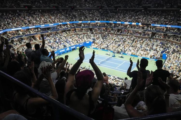 Coco Gauff wins a US Open semifinal delayed by a climate protest. Will ...
