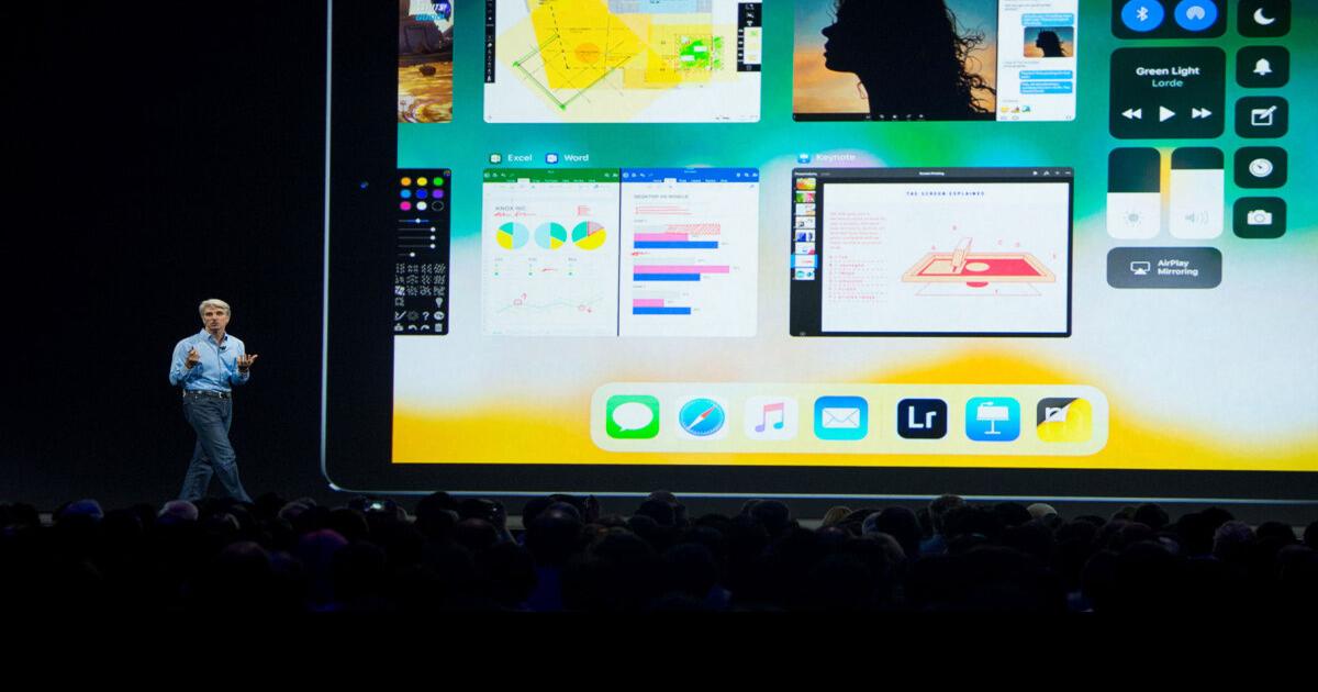 As Siri loses ground, Apple shakes up executive roles