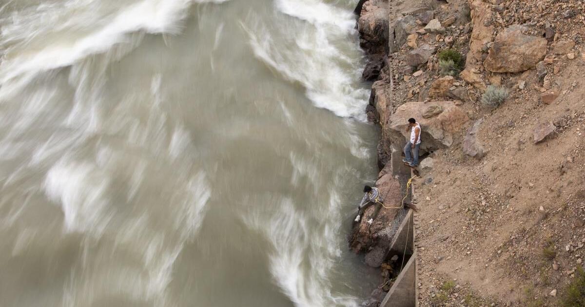 B.C.’s Chilcotin River flood affects about 120 properties: regional ...