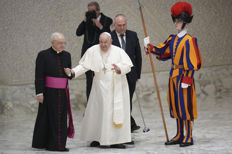 Pope Francis stumbles while walking into Jubilee audience at the ...
