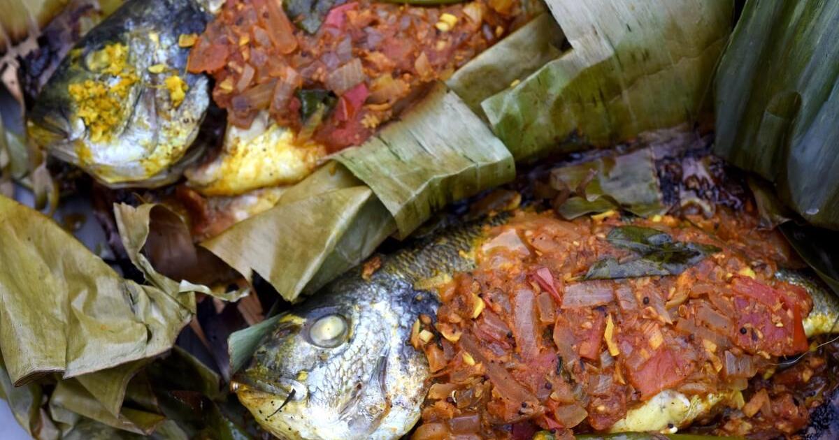 Keralan Banana Leaf-wrapped Fish