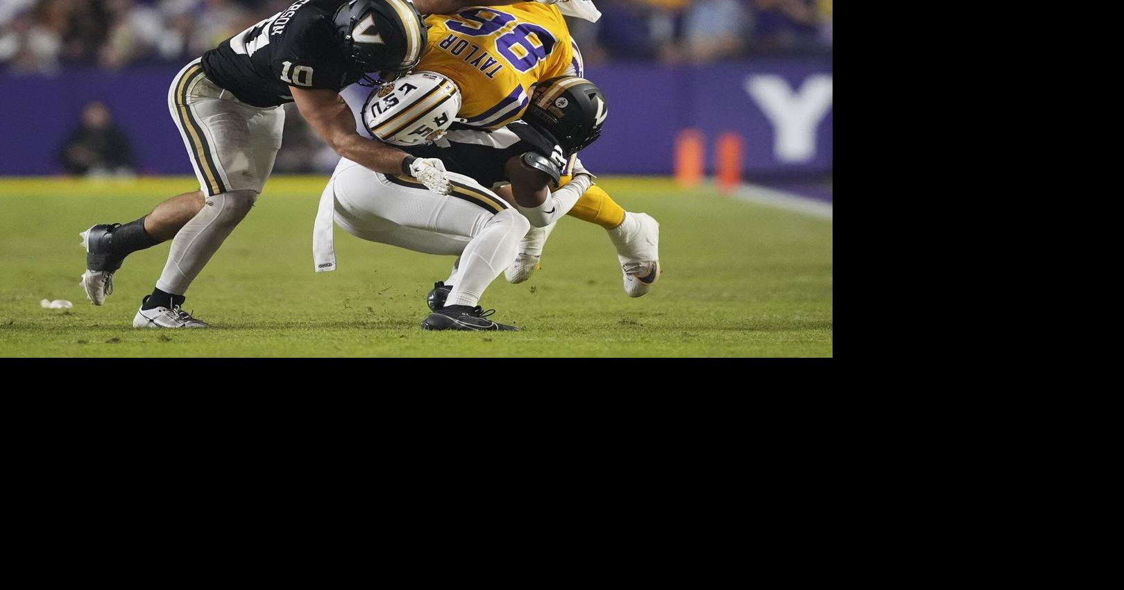 Vanderbilt's Clark Lea promotes Steve Gregory and Nick Lezynski to ...