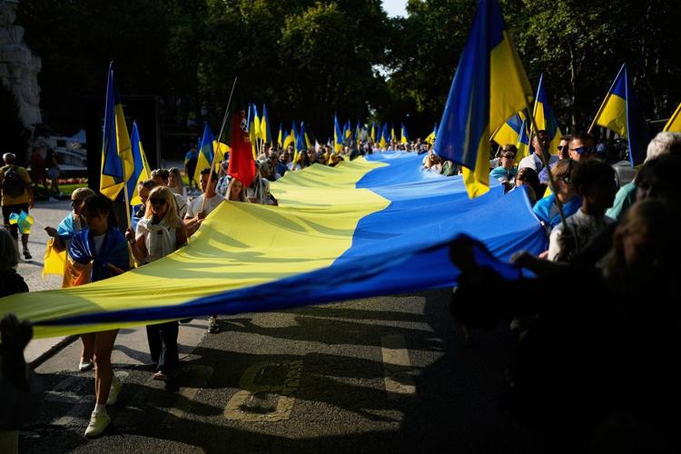Photos show Europeans marking Ukraine’s Independence Day