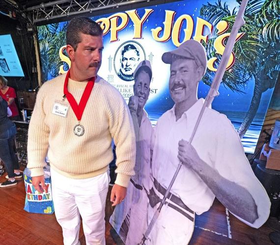 Bell tolls for Wisconsin man who wins Ernest Hemingway look-alike contest