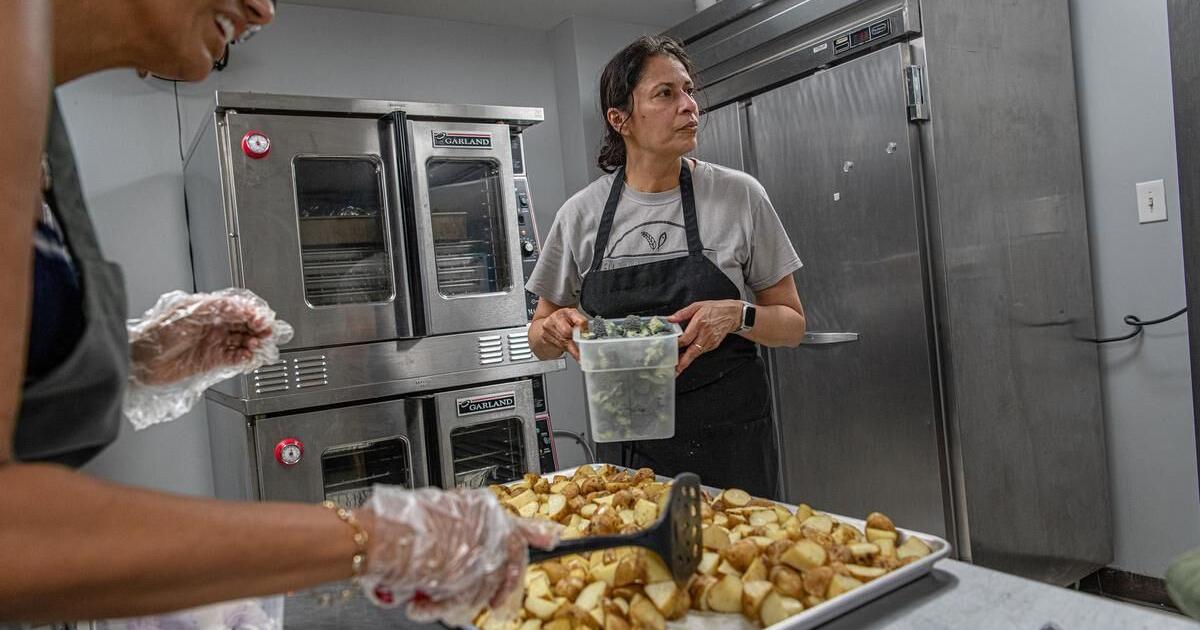 The pandemic shut down Toronto but not this soup kitchen that feeds the ...