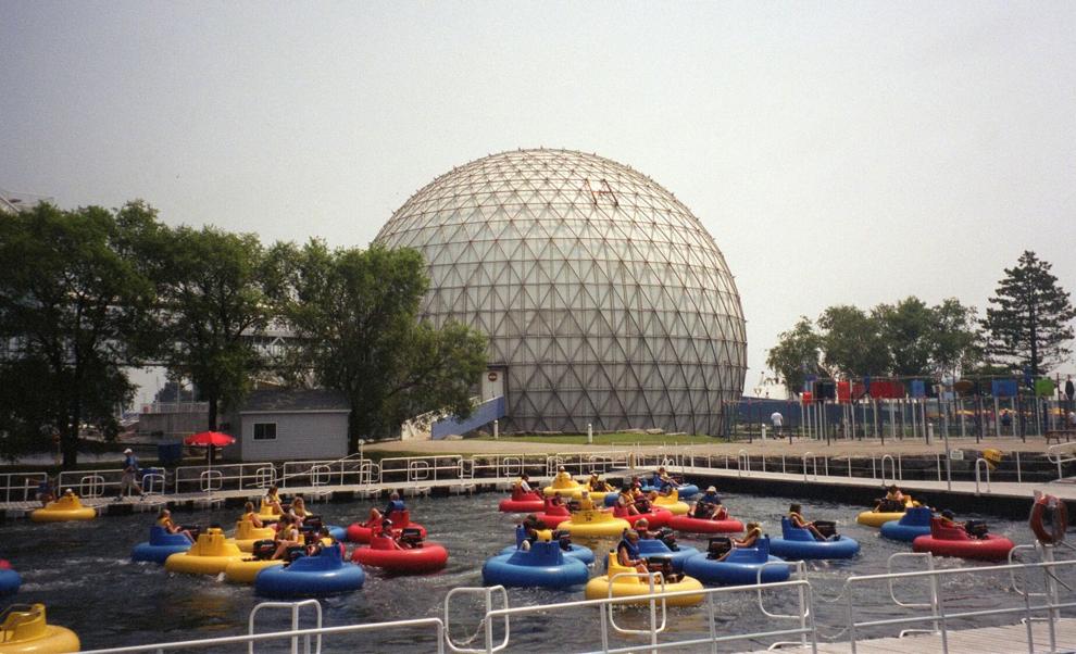 Here’s what Toronto was like in the ’90s