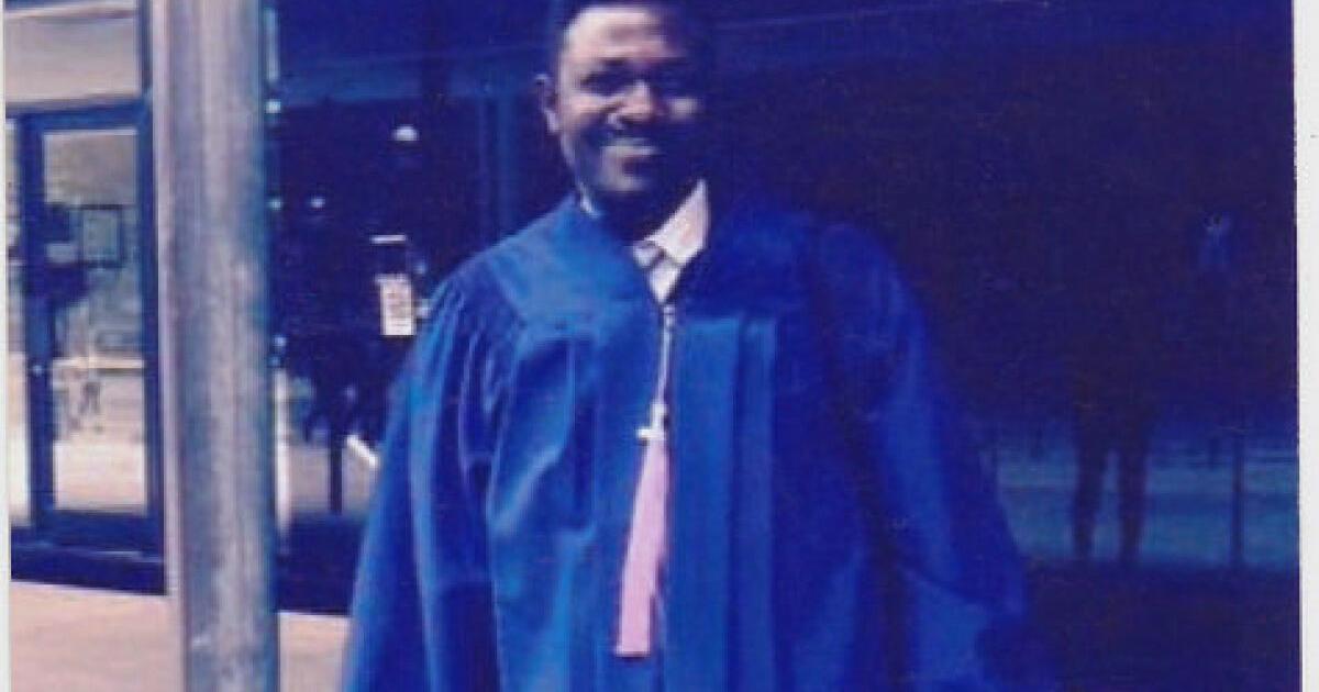 Police officer who shot Andrew Loku says he feared for his life