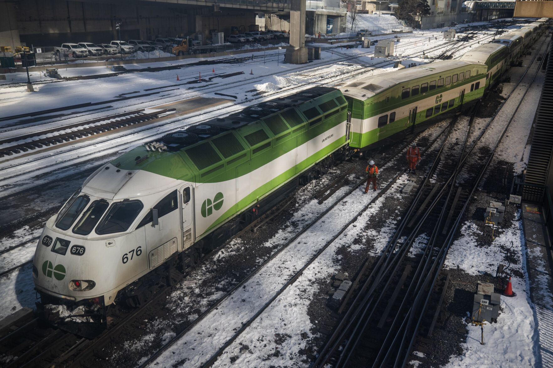 Derailment at Toronto’s Union Station causes GO train delays