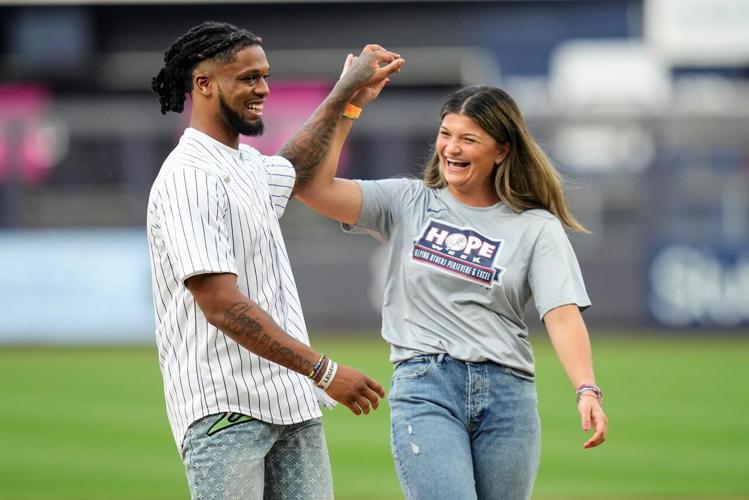 Bader hits a 3-run homer in the 8th inning as the Yankees rally late to ...