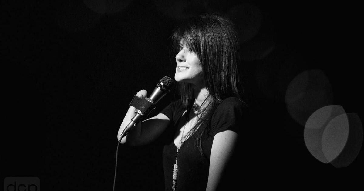 Comedy champ Courtney Gilmour makes use of what’s missing