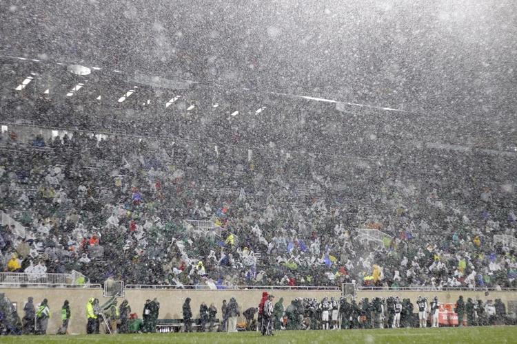Nighttime becomes the right time for November football in the Big Ten ...