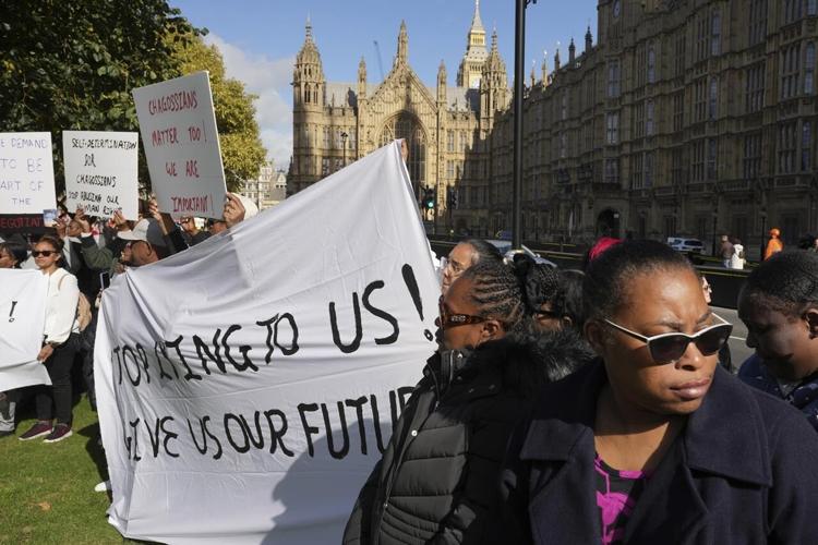 Chagos islanders displaced for a US military base protest a deal on ...
