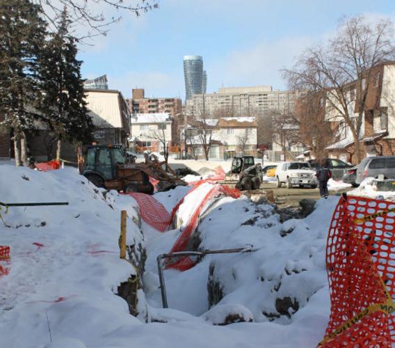 Mississauga townhouses without water for 11 days — and counting