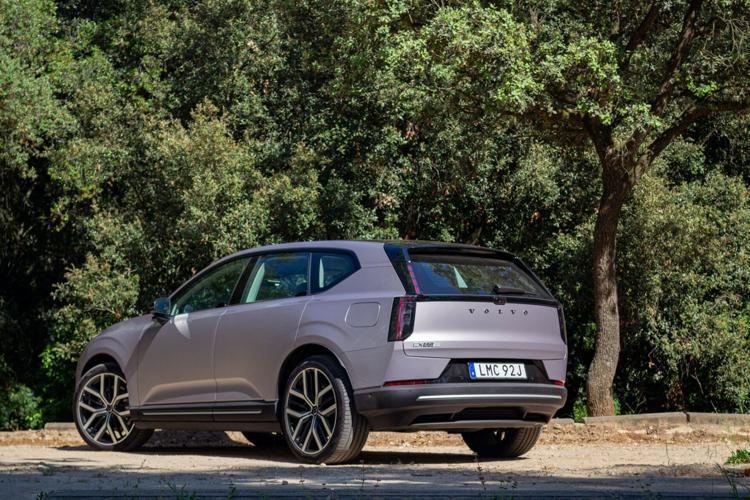 2027 Volvo EX60 P10 Ultra flips the script on pricey EVs