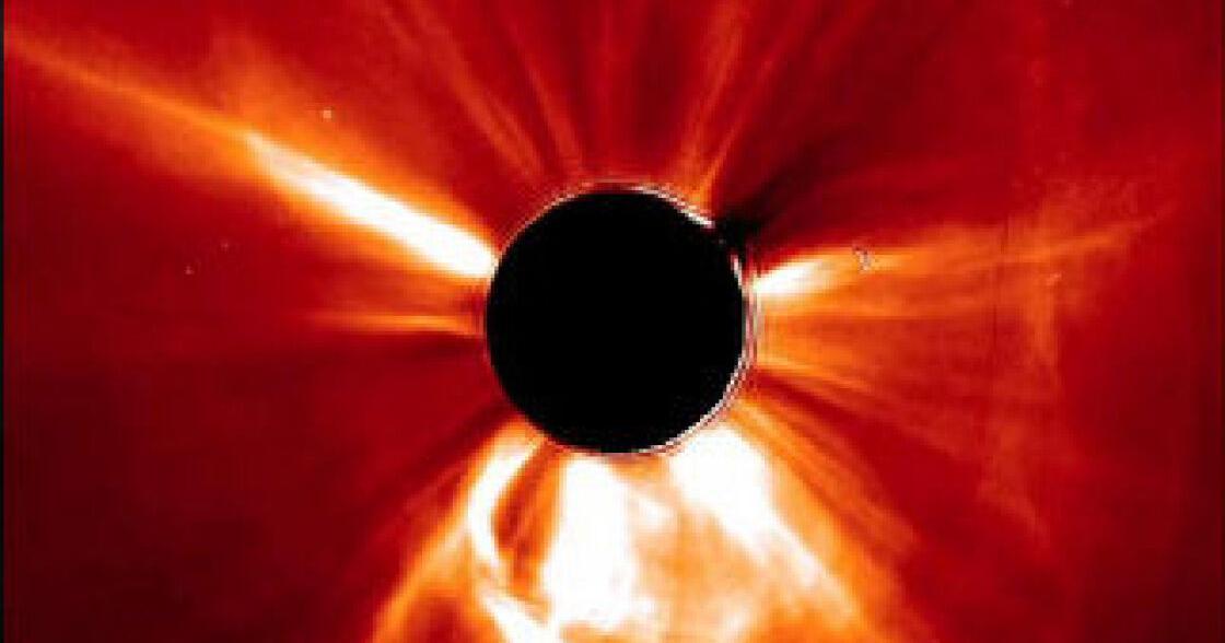 Solar storm shuts down Swedish air space