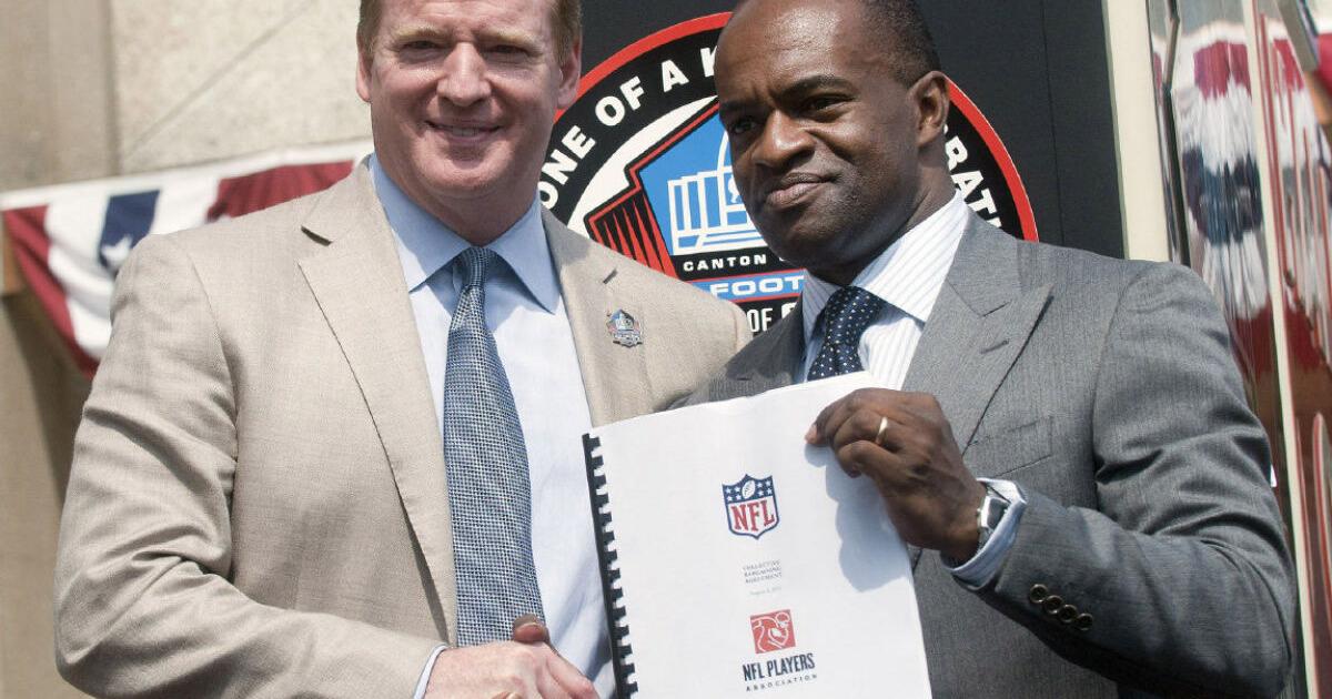 NFL, players union discuss personal conduct policy