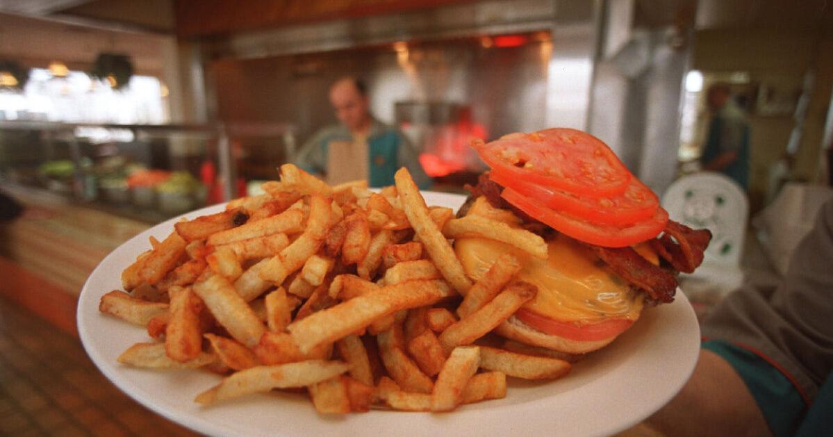 Thornhill institution Golden Star diner’s founder Frank Doria dead at 94