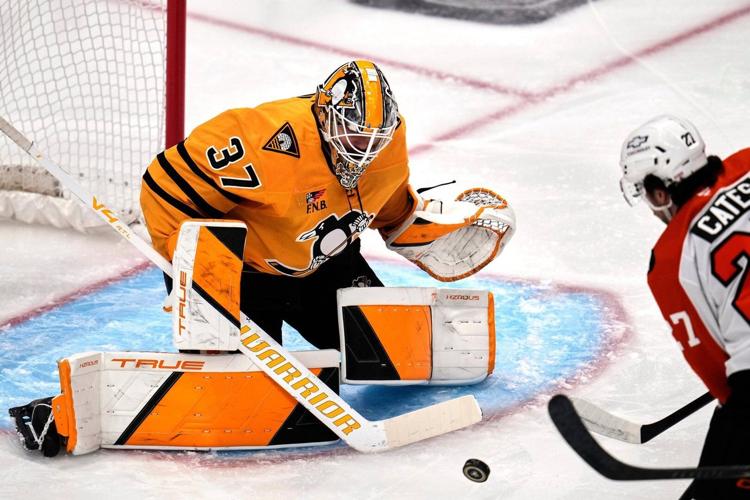 Penguins fend off elimination again with 3-2 win over Flyers in Game 5
