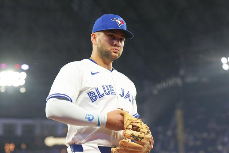 AP sources say star infielder Bo Bichette leaves Toronto for Mets