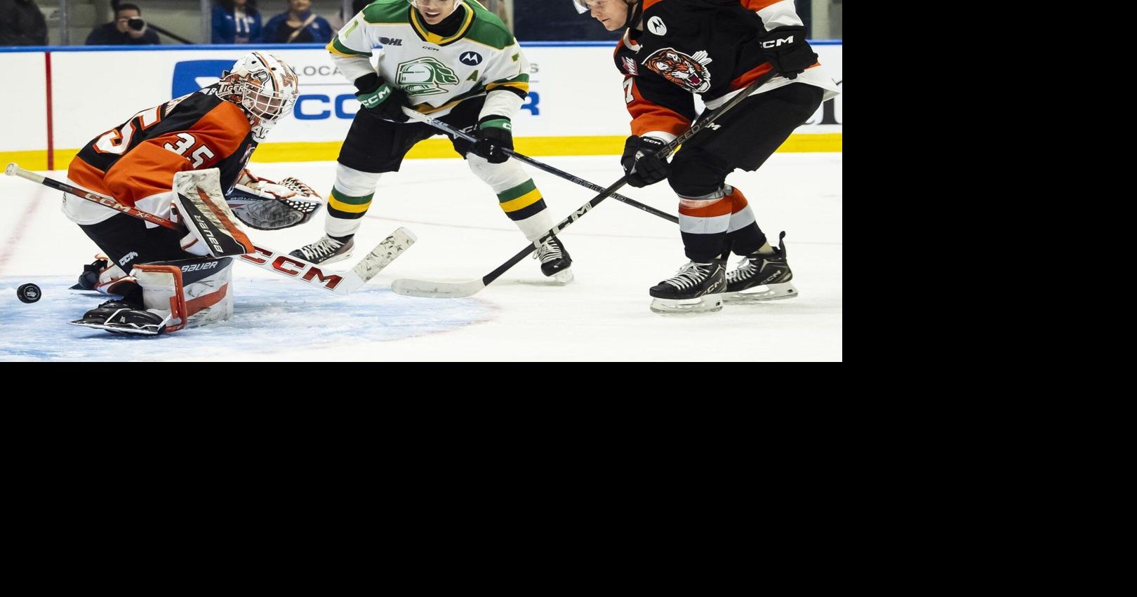 Canadiens sign defenceman Bryce Pickford to three-year entry-level contract