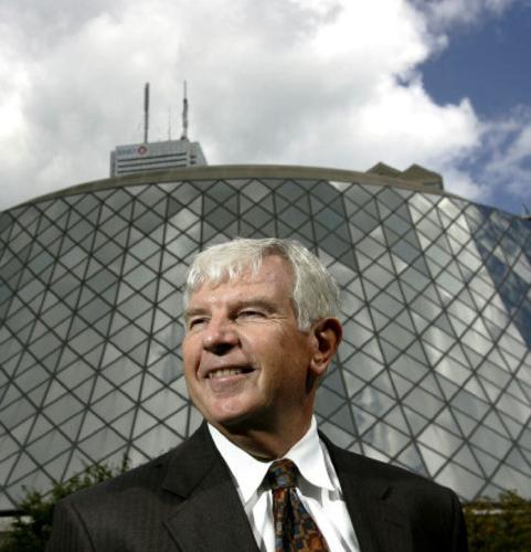Roy Thomson Hall chief started saving with $15 a month