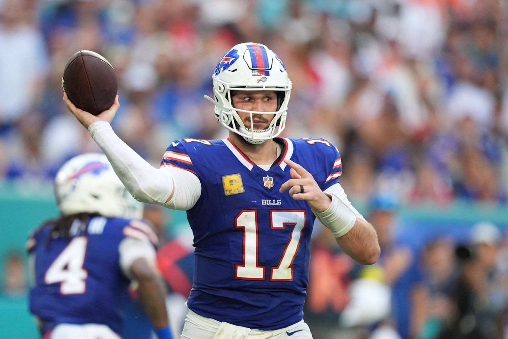 Josh Allen's turnovers costly as Bills' win streak against Dolphins ends