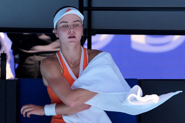 Top-seeded Sabalenka beats 18-year-old American Jovic to reach the ...