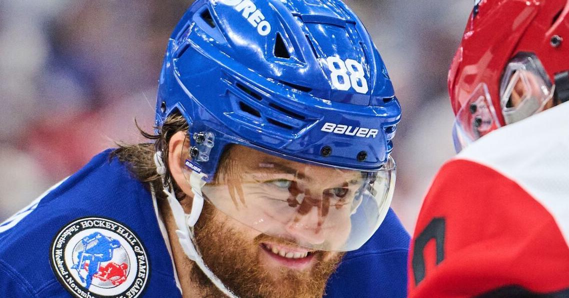 Injured Leafs star Nylander apologizes for giving the finger