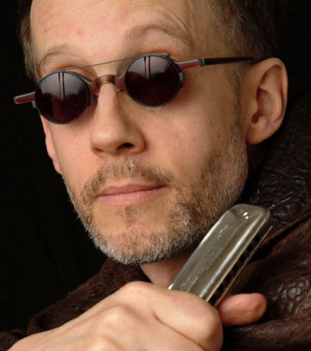 Del Junco harps on variety, and more