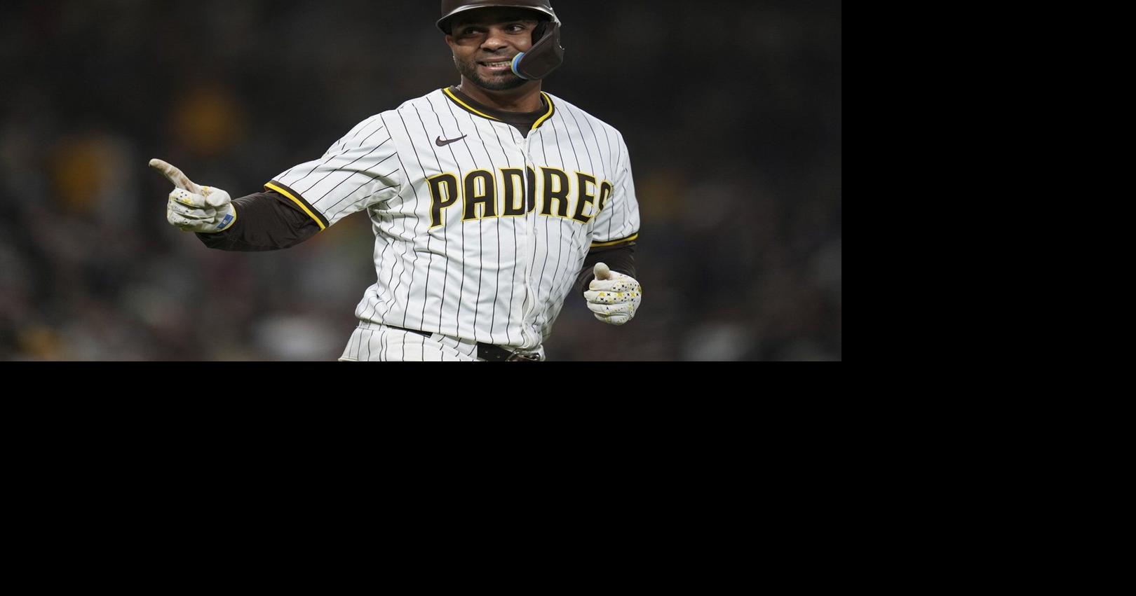 Xander Bogaerts homers, drives in 3, to help the Padres beat the Giants 7-4