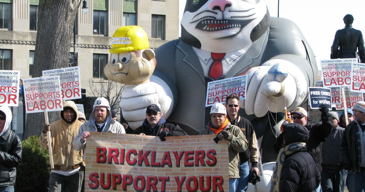 Rookie Wisconsin governor takes a radical right turn