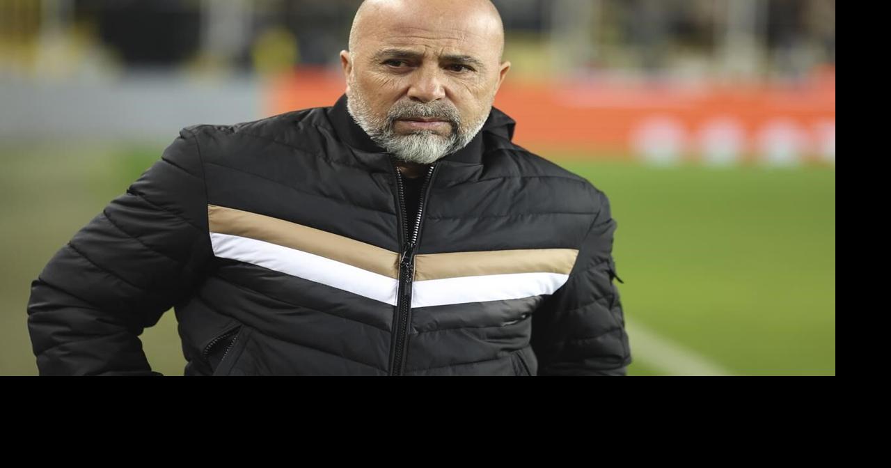 Brazil’s Flamengo signs former Sevilla coach Sampaoli