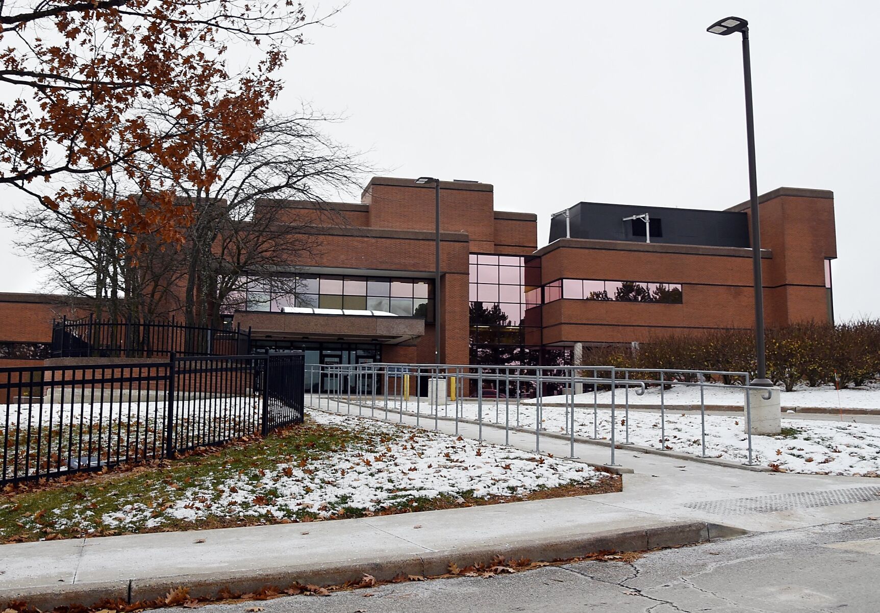 Ontario lawyer maintained ‘web of lies’ to defraud clients