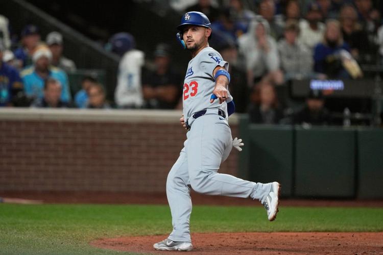 Kiké Hernandez hits go-ahead double in 9th to lift Dodgers past ...