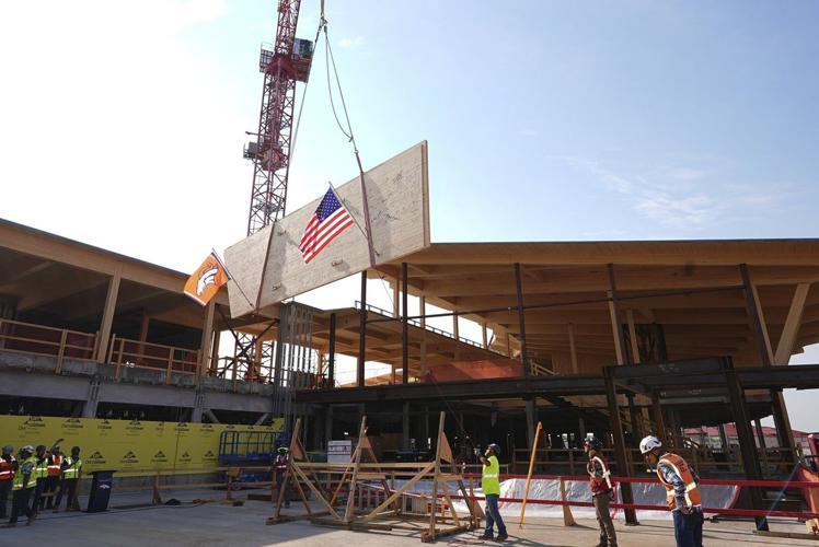 Red River rivals Malcolm Roach, Marvin Mims Jr. add spice to Broncos ...