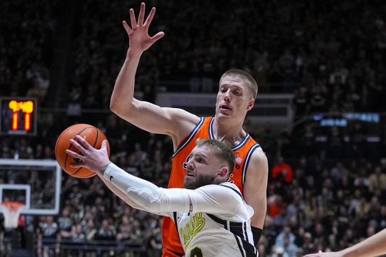 Wagler scores 46 points to lead No. 11 Illinois to an 88-82 victory ...