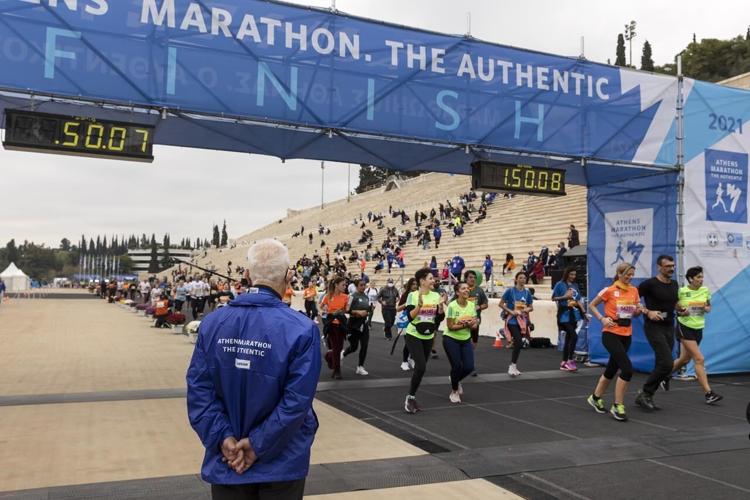 Greece’s Gelaouzos wins first post-pandemic Athens Marathon
