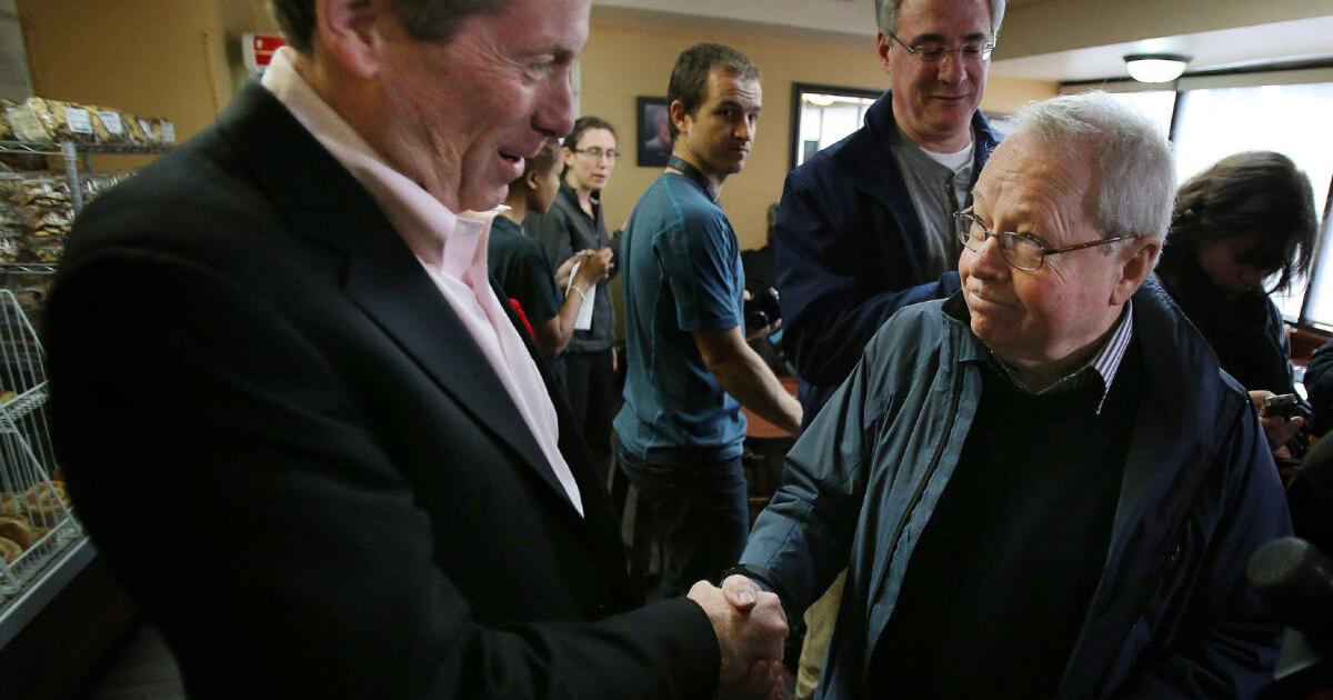 Former mayor David Crombie throws support behind John Tory