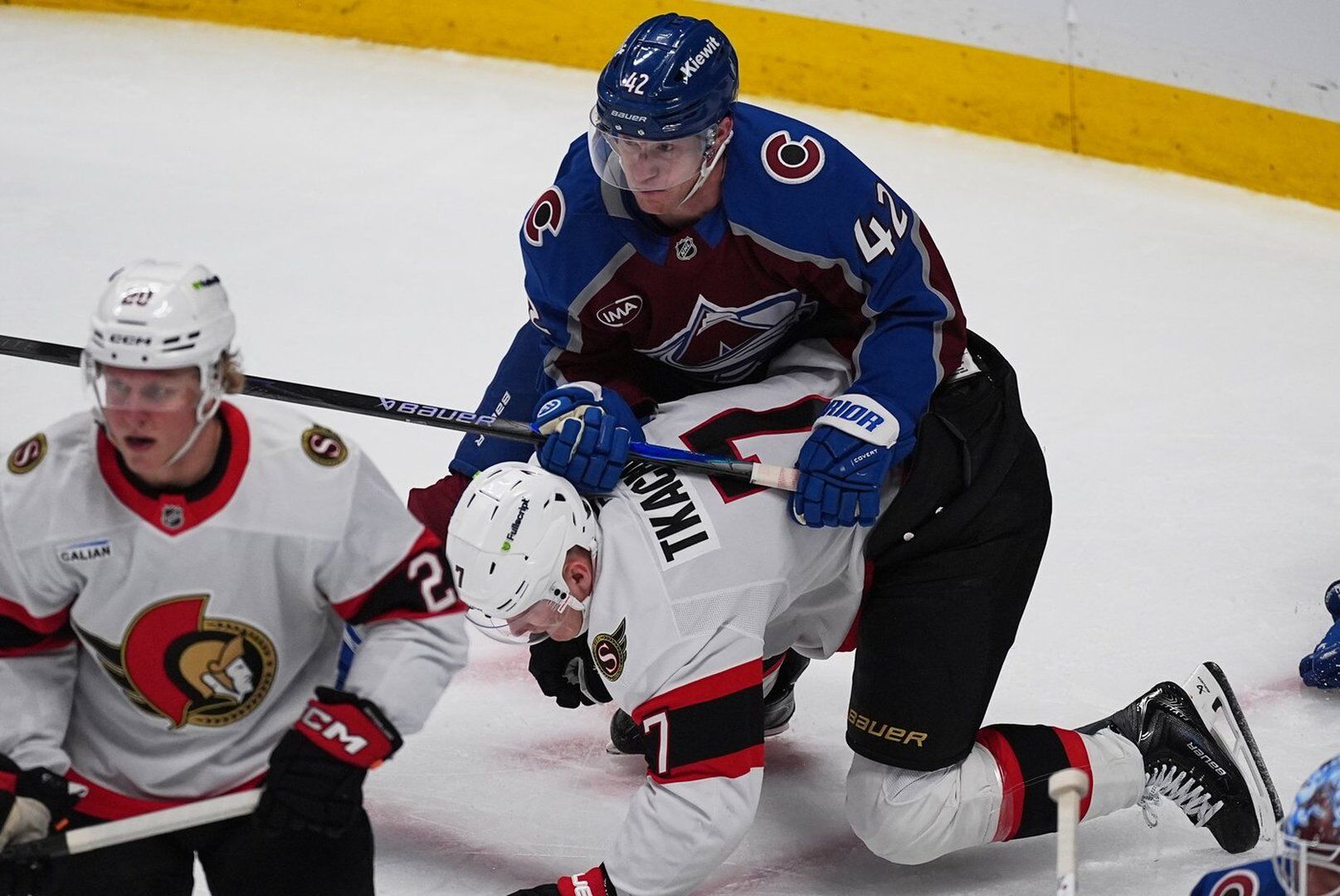 Avs defenseman Josh Manson has fight, 2 goals and 2 assists with dad ...