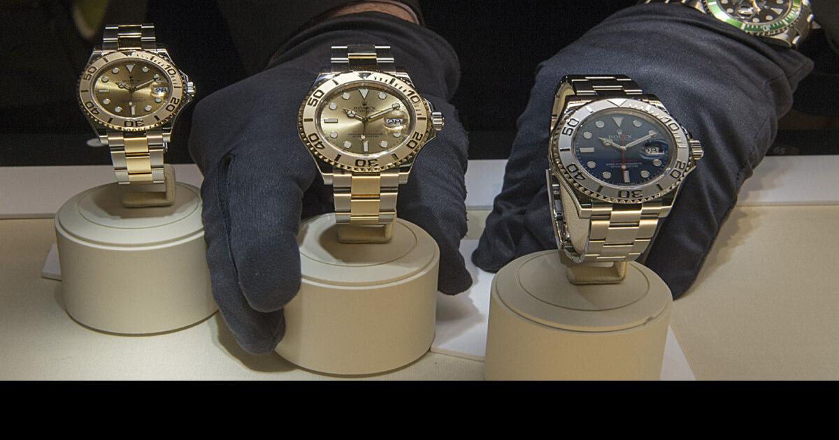 Romanian robbers in designer suits snatched watches, cars, jewelry