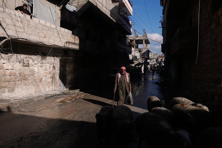 A Kurdish-majority neighborhood in Syria recovers from clashes with ...