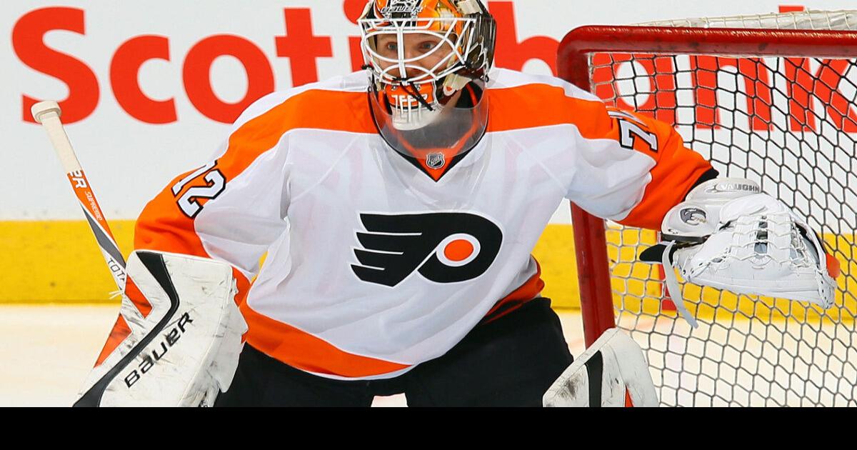 Newmarket goalie Rob Zepp wins NHL debut