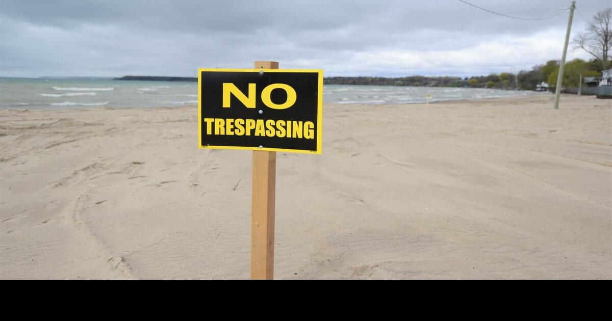 ‘No trespassing’ signs at Port Dover beach cause a stir