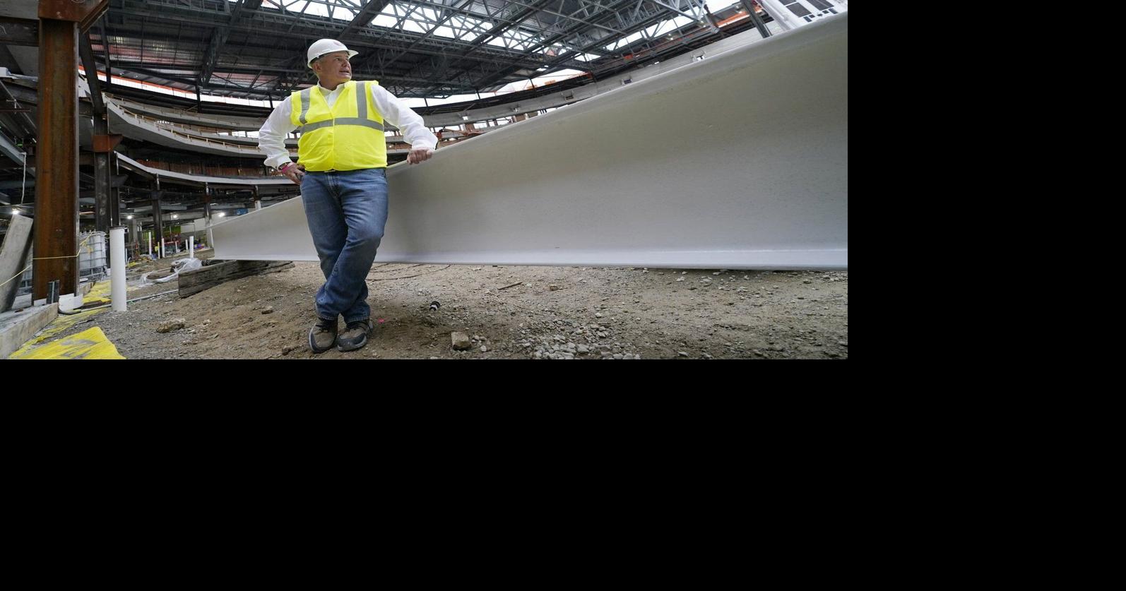 Former MLSE boss Leiweke pardoned by Trump months after being indicted