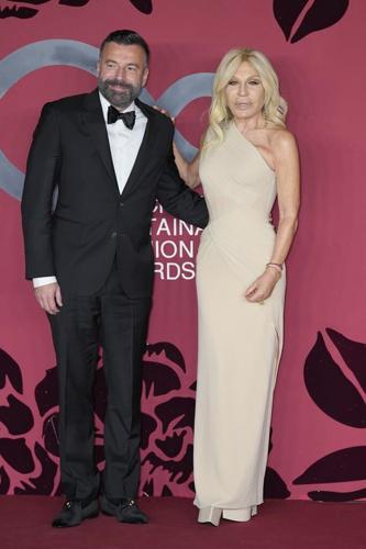 Donatella Versace slams Italian government's anti-gay policies from La ...