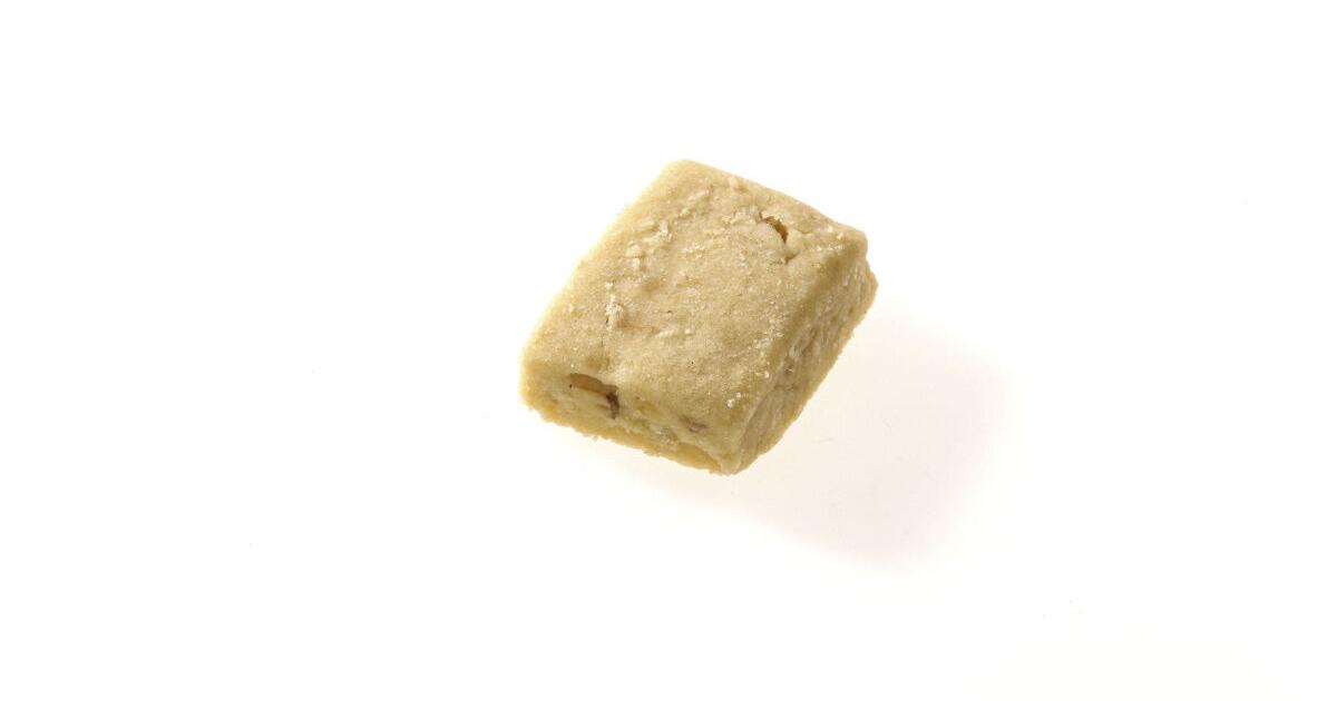 Lucullus’ Pine Nut-Lemon Zest Cookies