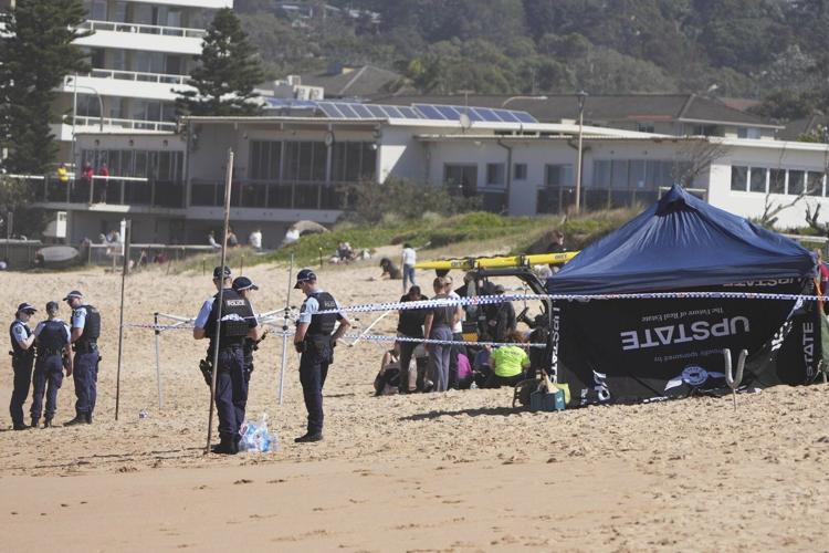 Shark kills beachgoer near Sydney