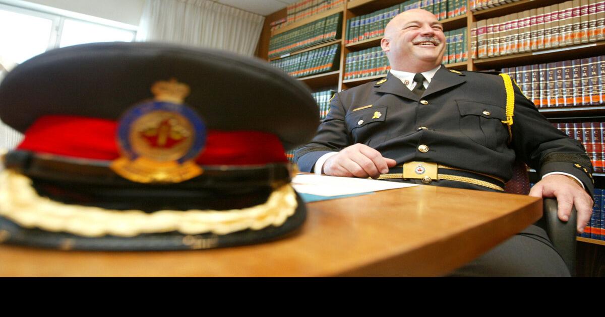 Controversial Durham police chief to retire next May