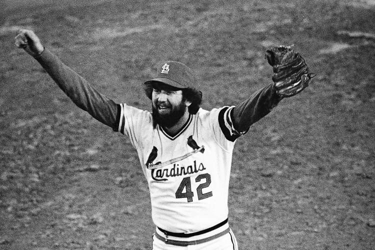 Bruce Sutter, split-finger ace and Hall of Famer, dies at 69
