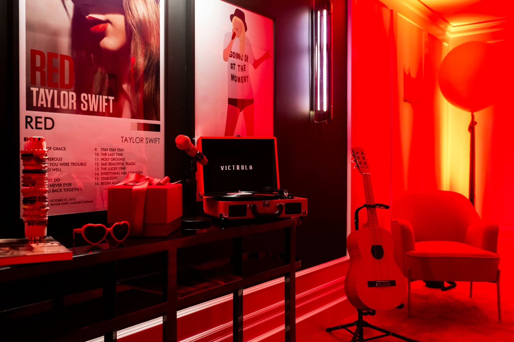 Toronto hotel gets full Taylor Swift-inspired transformation